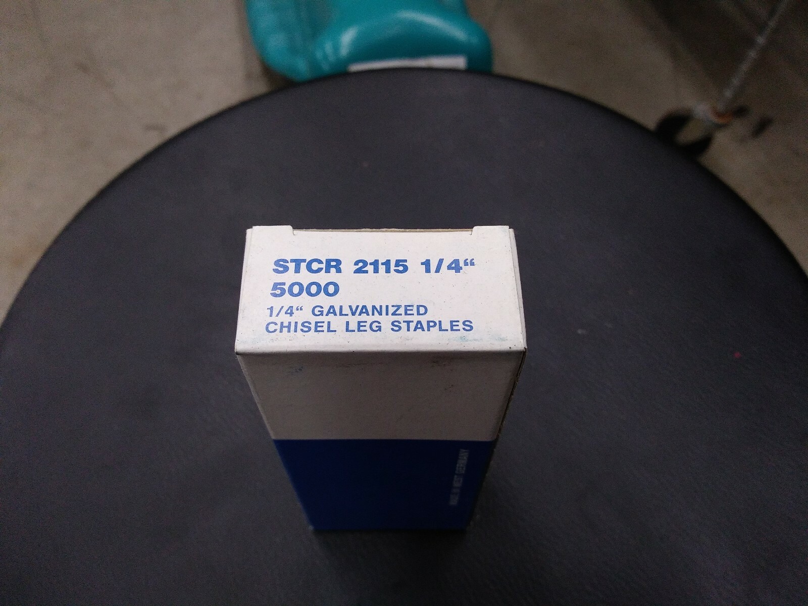 Salco Staples STCR 2115 1/4" Galvanized chisel leg staples, 5000 count ...