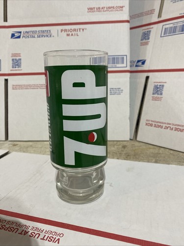 Vintage 7UP Uncola 12 oz Green Footed Pedestal Drinking Glass 1970s | eBay