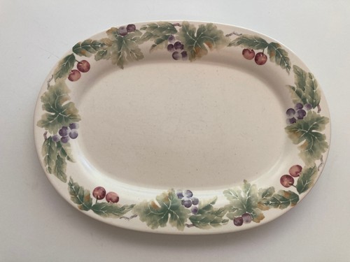 Pfaltzgraff Jamberry pattern Oval Platter 14-1/2" X 10-1/2” retired EUC ...