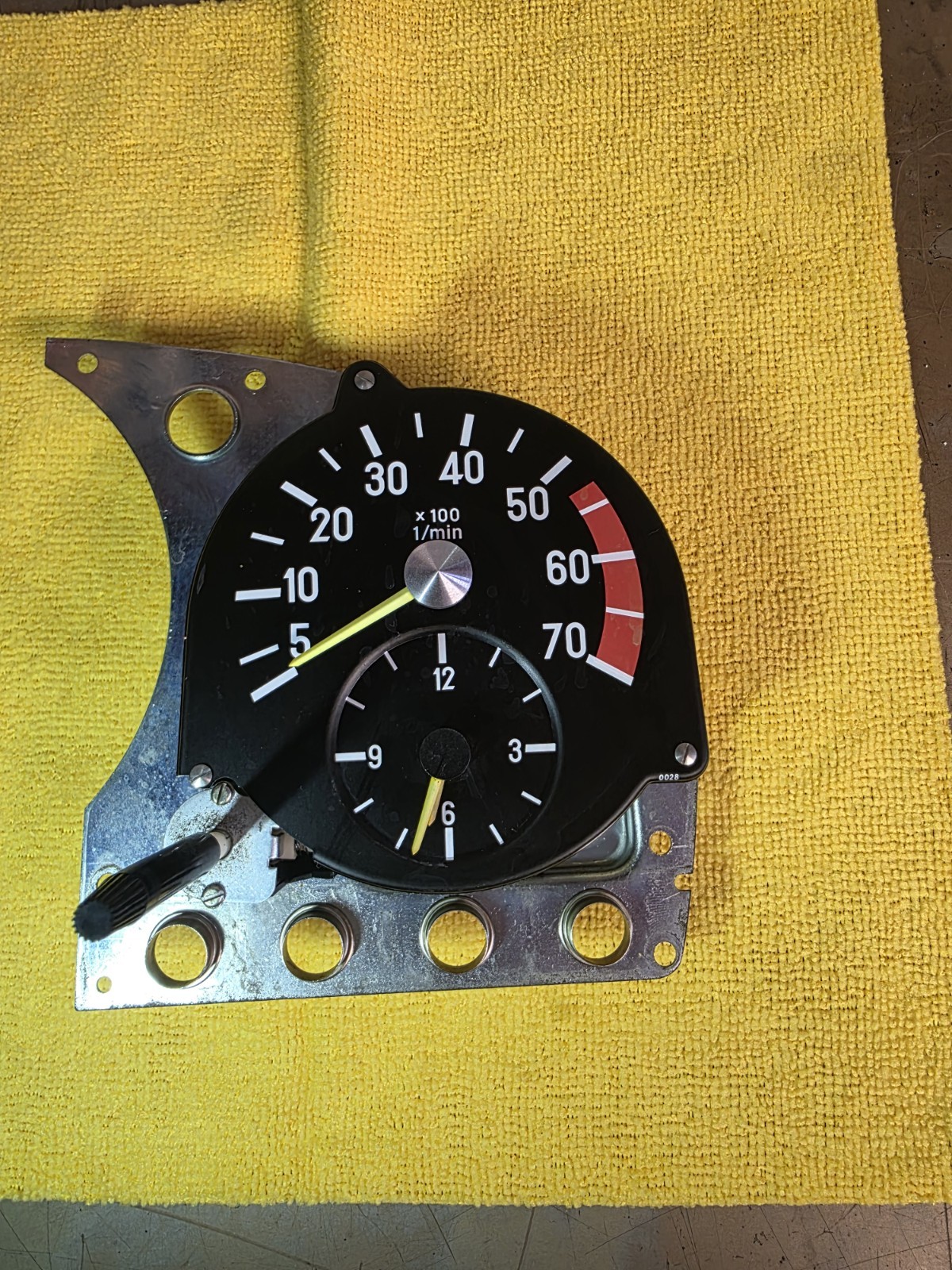🐝Mercedes (R107) 450SL 380SL Tachometer Gauge Tac Clock 230/102/13 | eBay