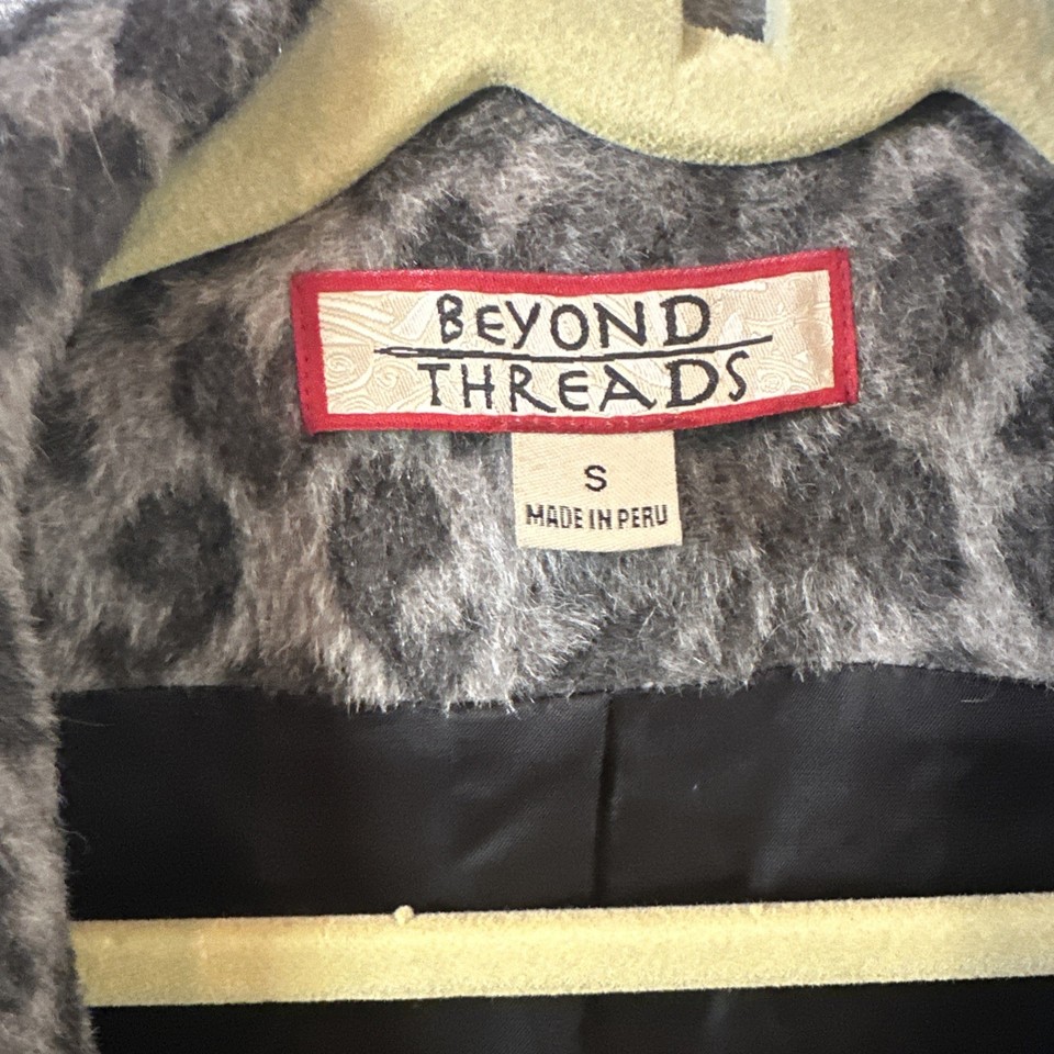 Beyond Threads Vest Leopard Print Size Small | eBay