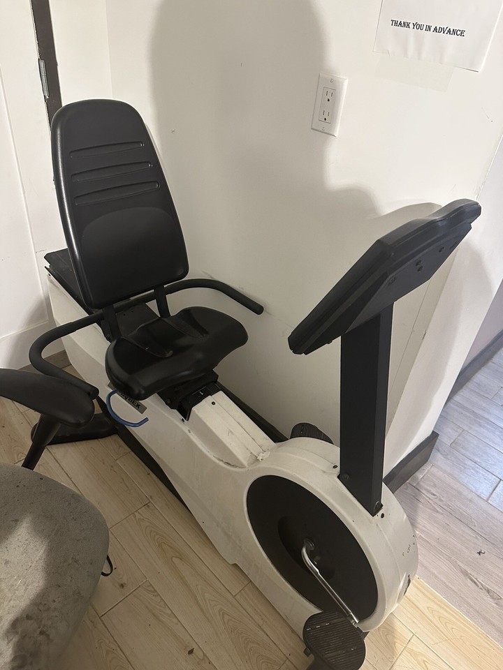 Cybex 500 Recumbent Bike | eBay