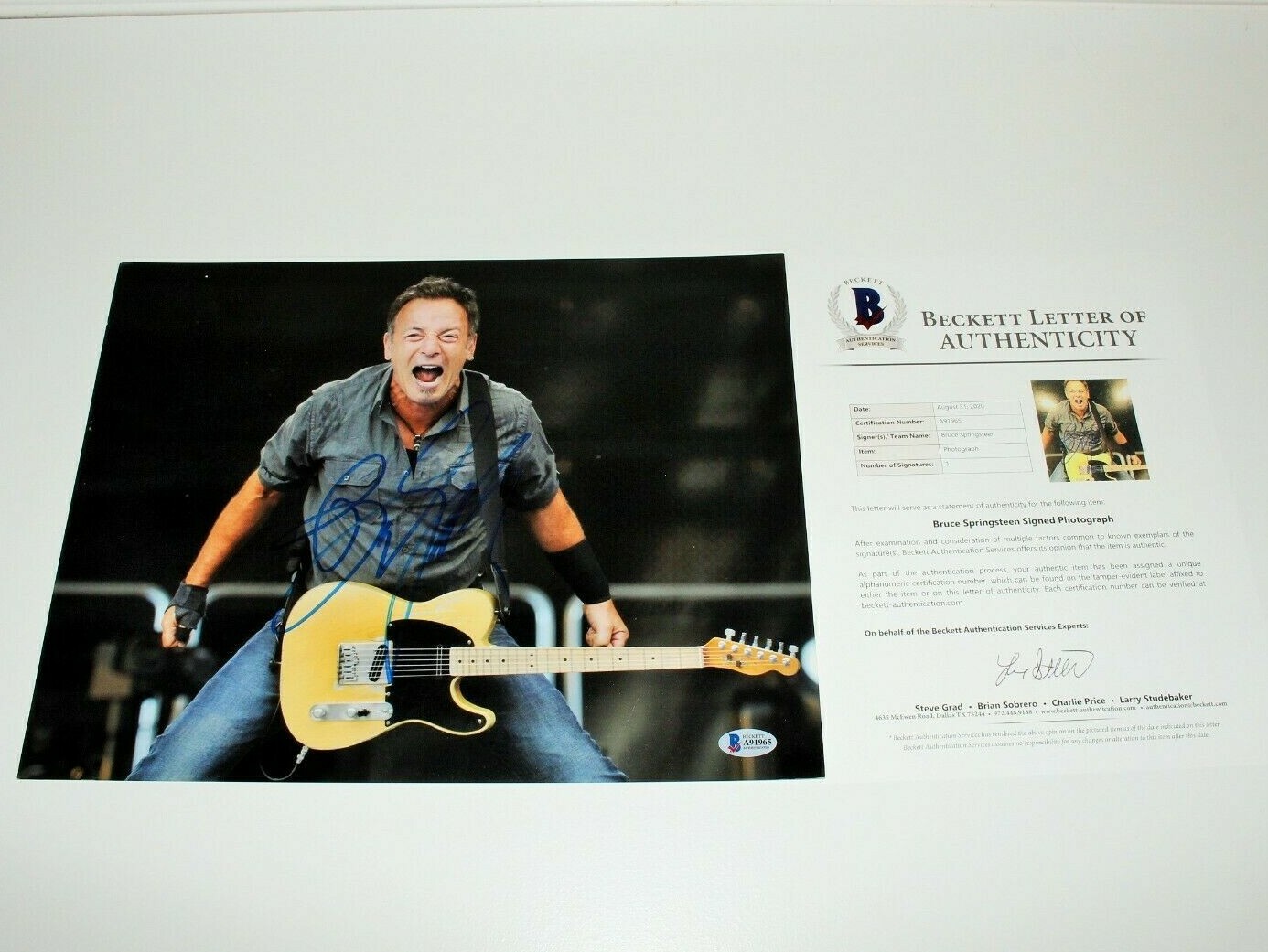 Bruce Springsteen Autographed Memorabilia | Signed Photo, Jersey ...