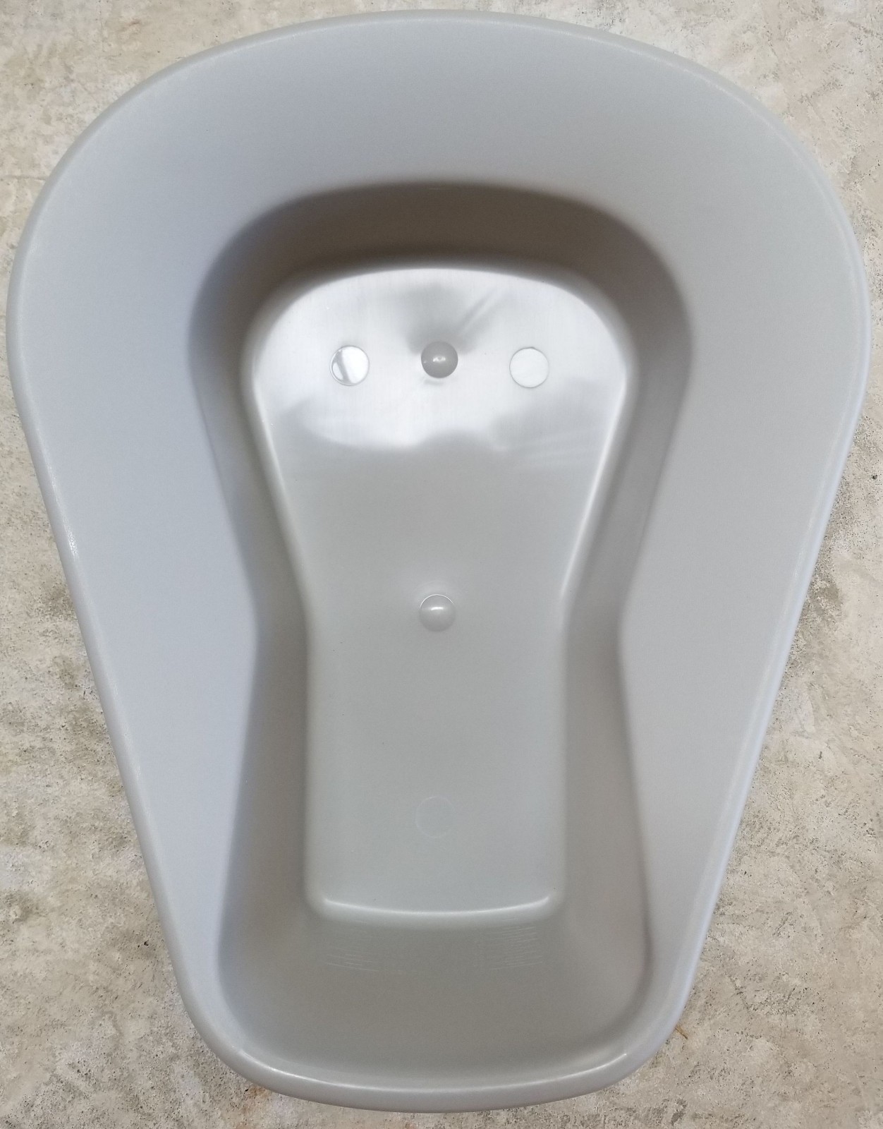 Medline Contour Pontoon Stackable Bedpan 40OZ / 1200ML Ref DYND80290H (Lot of 2) | eBay