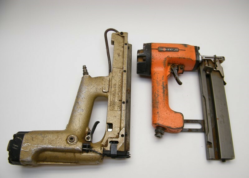 LOT OF 2 VINTAGE SPOTNAILS FASTNER NAILER AIR STAPLER HL-150-16 BROKEN ...