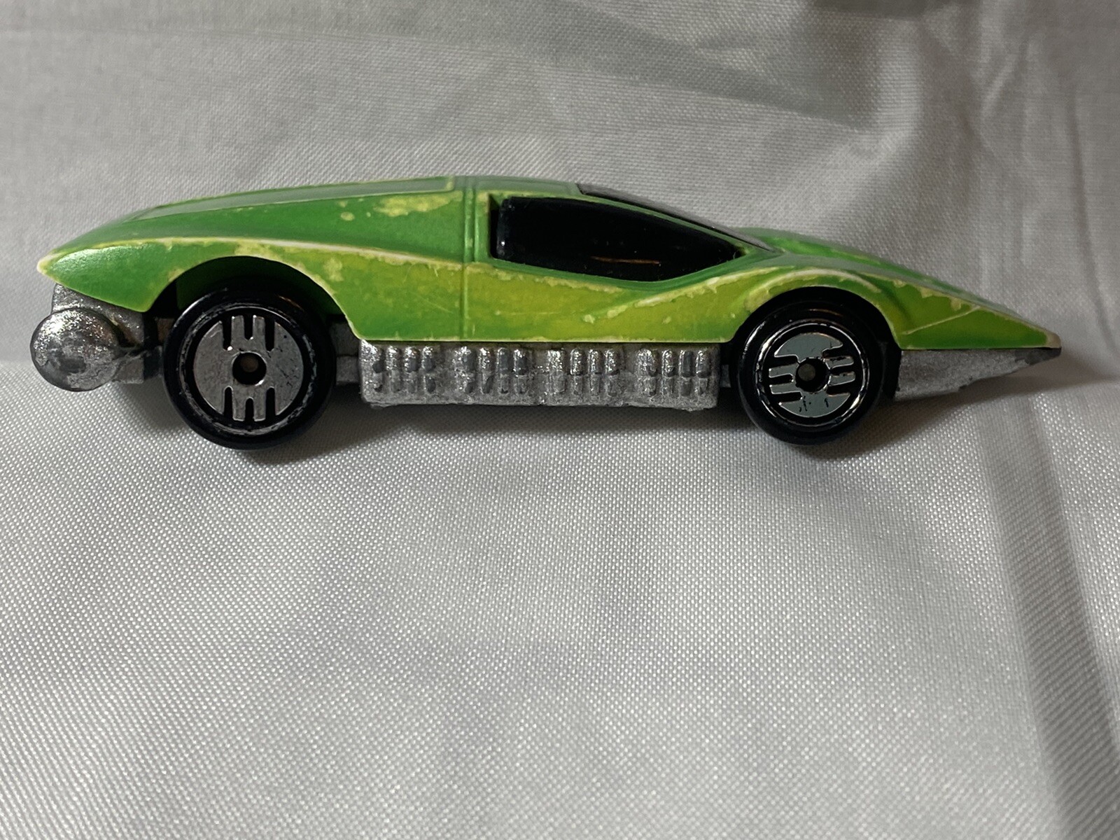 Hot Wheels Silver Bullet