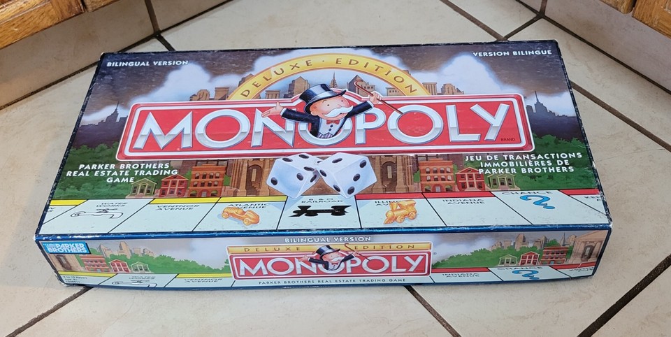 Monopoly Deluxe Edition Parker Brothers Board Game Complete Bilingual ...