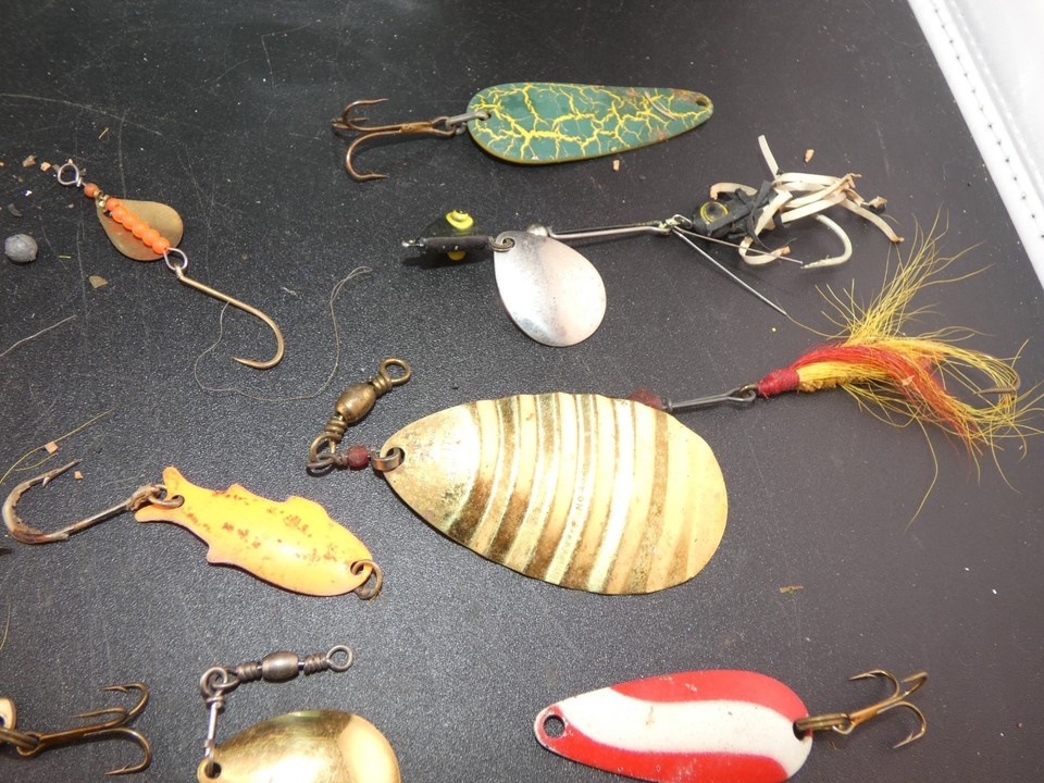 Vintage Metal Pocket Tackle Box LOADED Old Fishing Tackle Spoons Lures ...