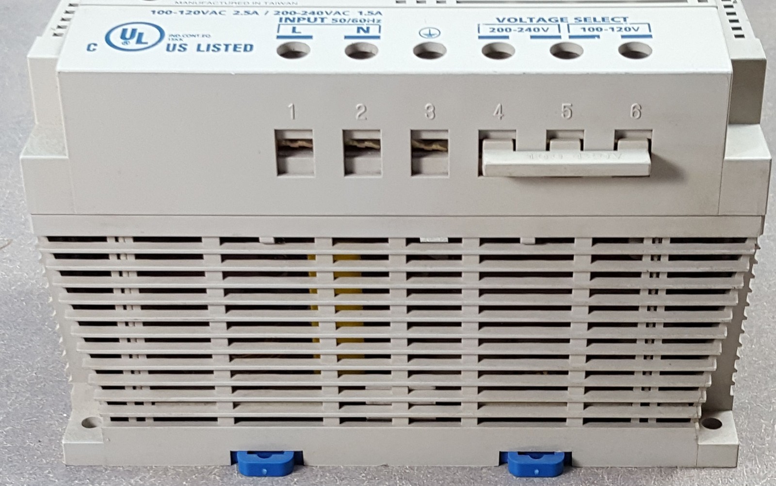 2 POWER SUPPLY a IDEC PS5R-E24 and a OMRON S82K-10024T | eBay