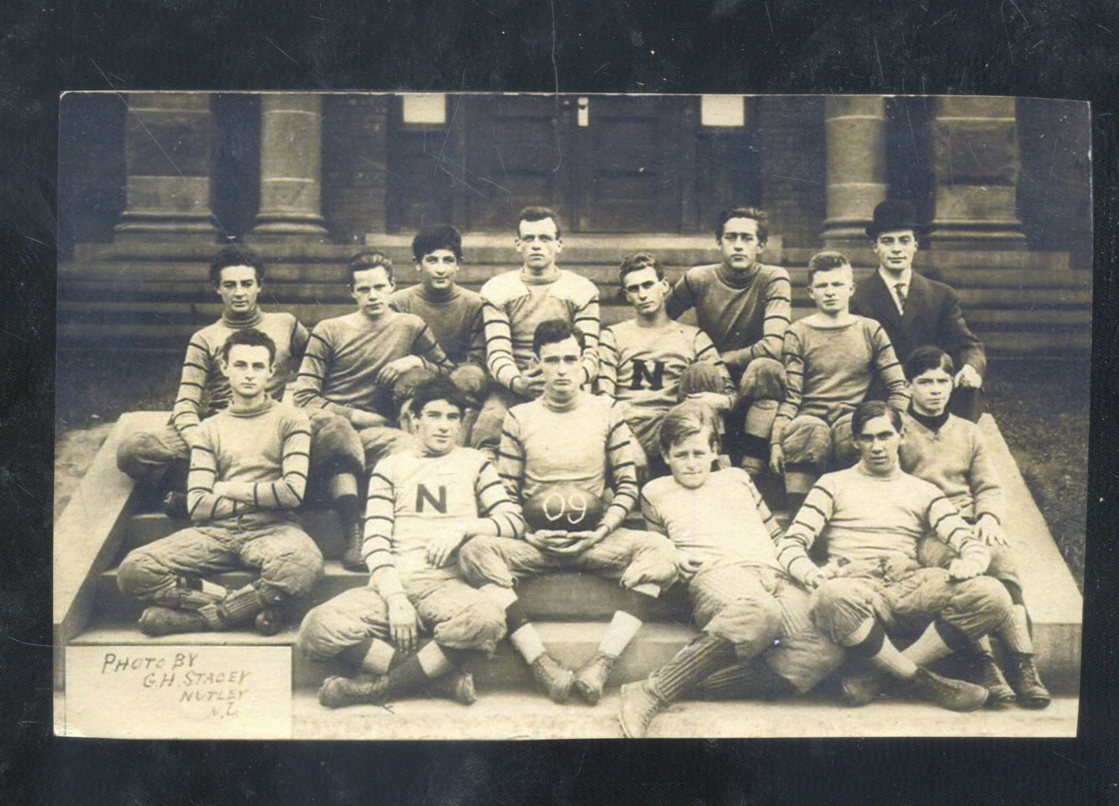 REAL PHOTO NUTLEY NEW JERSEY HIGH SCHOOL FOOTBALL TEAM PLAYERS POSTCARD ...