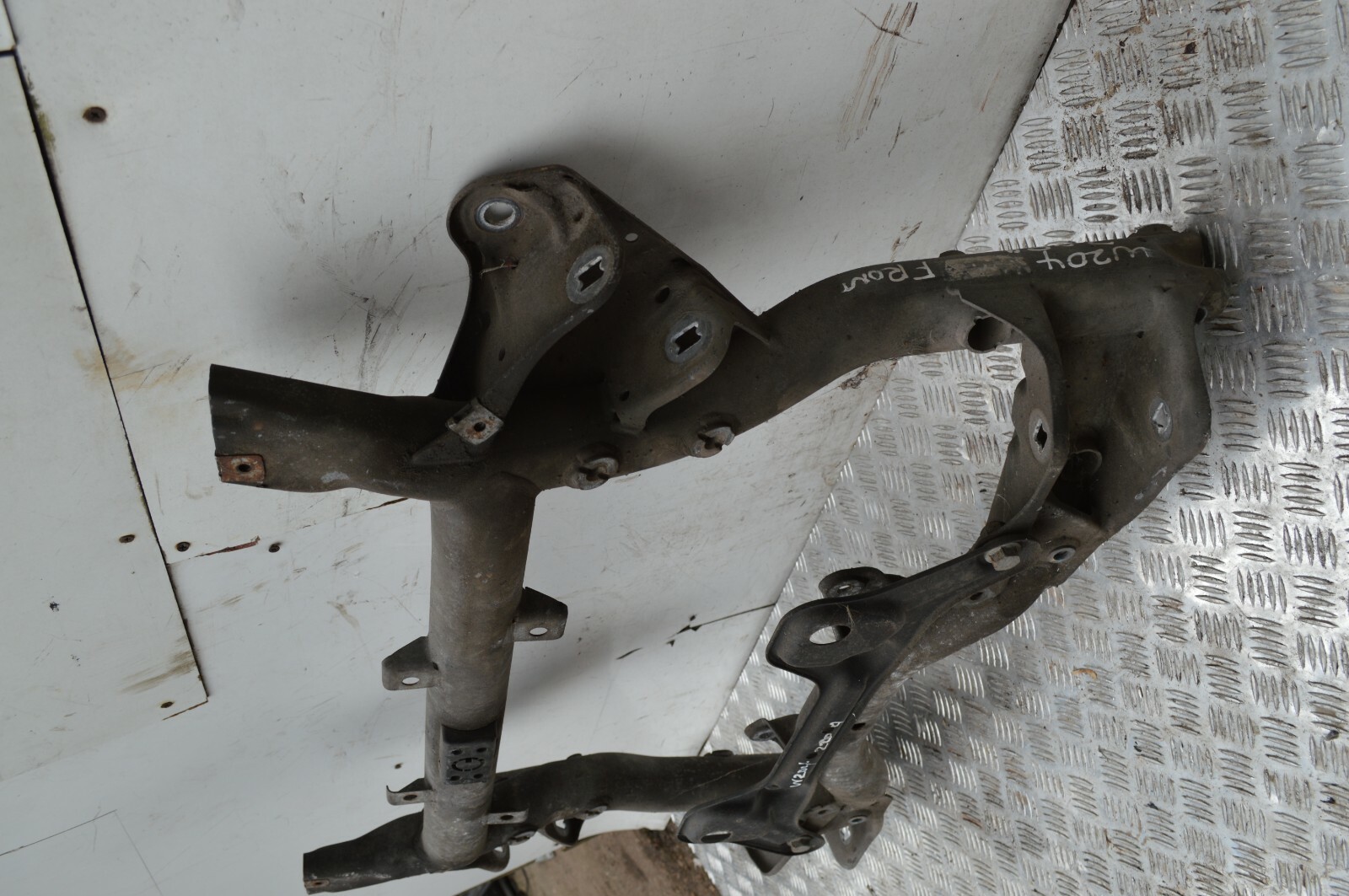 Mercedes C Class FRONT SUB FRAME W204 SUB FRAME FRONT 2008-2013 C220 ...