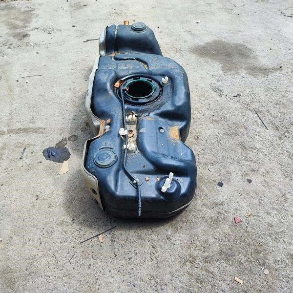 2018-2023 Ford Expedition Fuel Tank 23.3 US gallons 122.5'' WB JL1Z ...