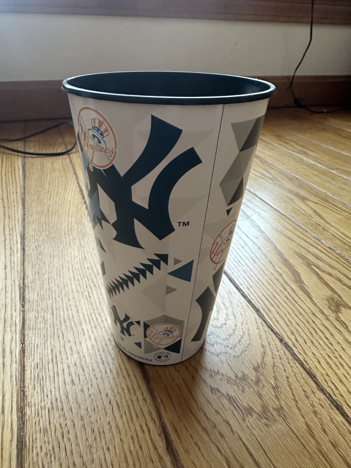 New York Yankees 32oz Souvenir Cup (SGA) | eBay UK