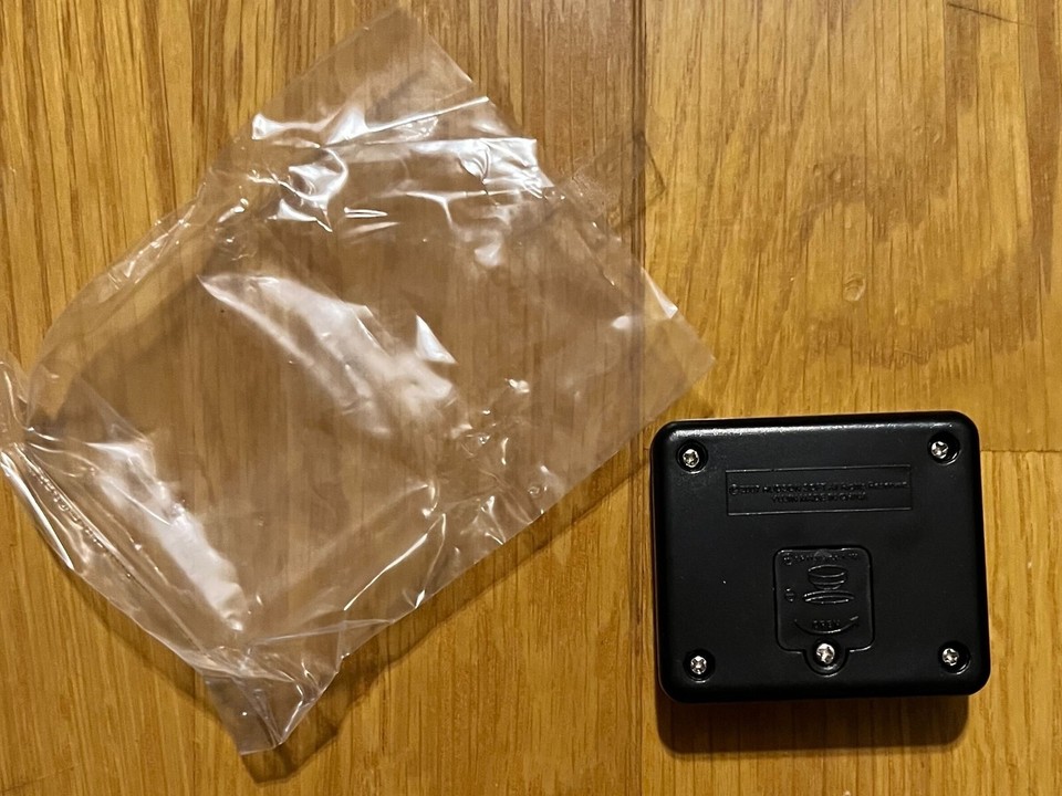 Bomberman Mini portable games LSI Capsule Schwatch (03.Bomberman Ver ...