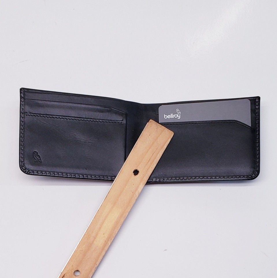 Bellroy The Low Wallet Black Slim Leather Bifold Design Holds 4-12 ...