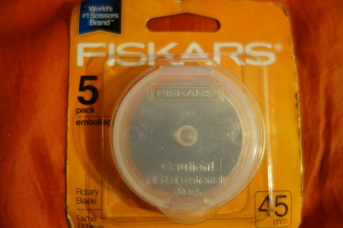 Fiskars 45mm Rotary Cutter 5 Replacement Blades 78484095287 | eBay
