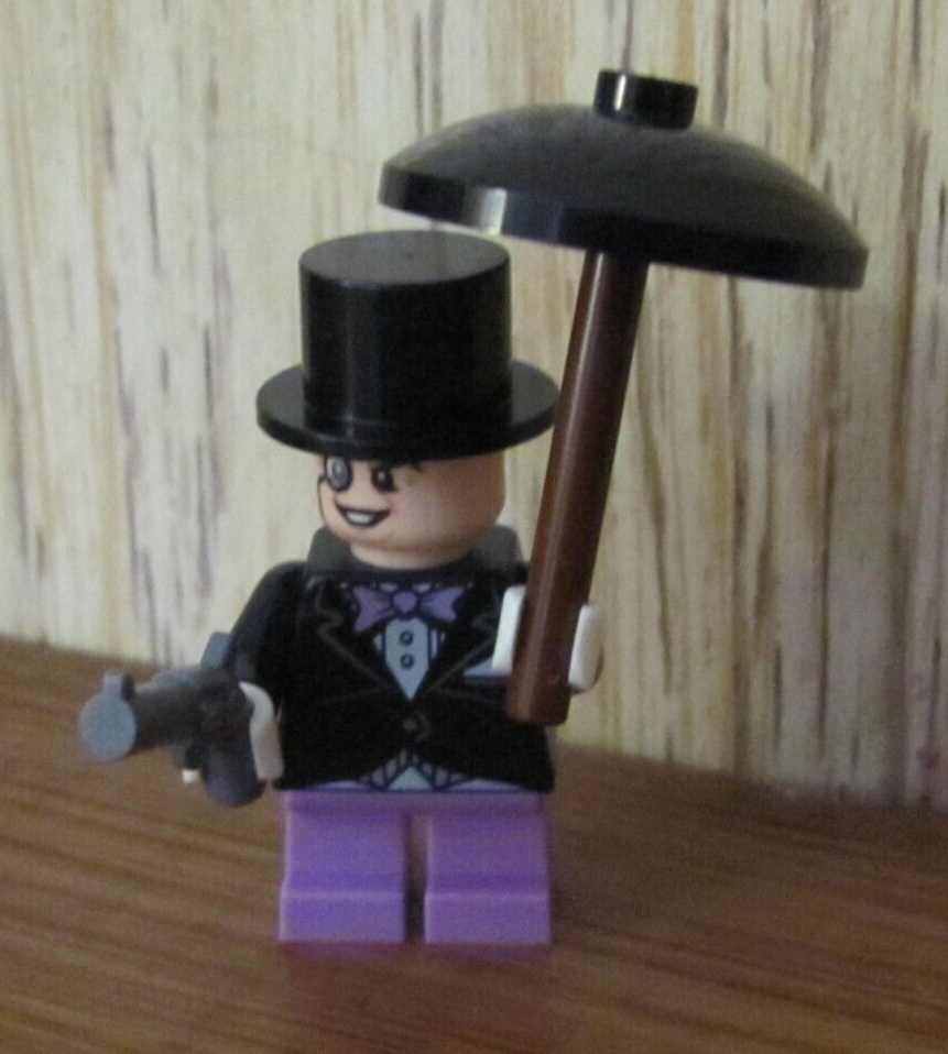 Lego Set 76035 Jokerland Minifigure - Penguin with Umbrella | eBay