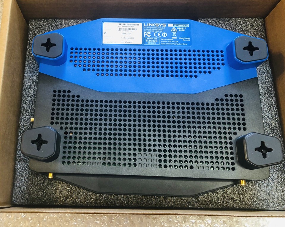 WRT1900AC Linksys AC1900 Dual Band 2.4 Smart WiFi 4-Ports AC Router ...