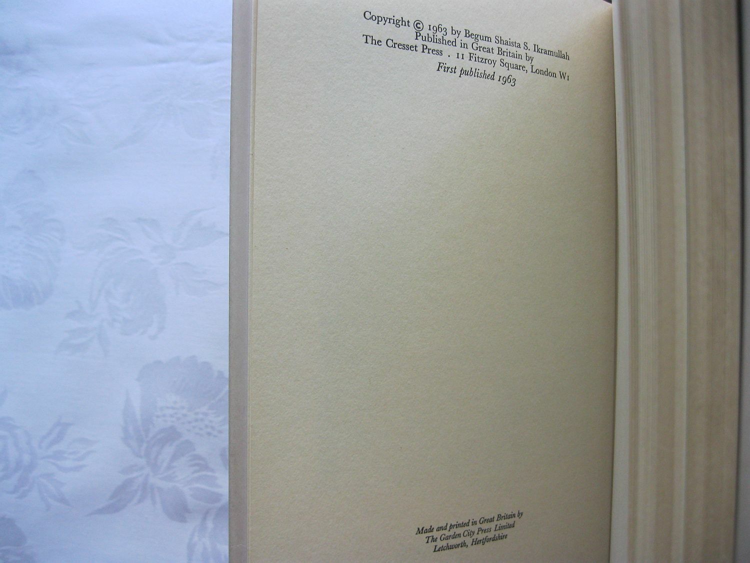 FROM PURDAH TO PARLIAMENT An Autobiography by BEGUM SHAISTA IKRAMULLAH ...