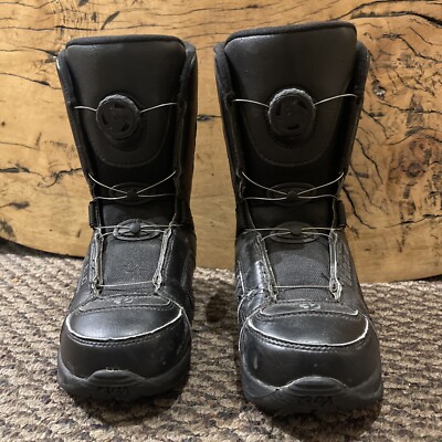 Kids Thirty Two 32 Boa System Snowboarding Boots Size 4 Black ...