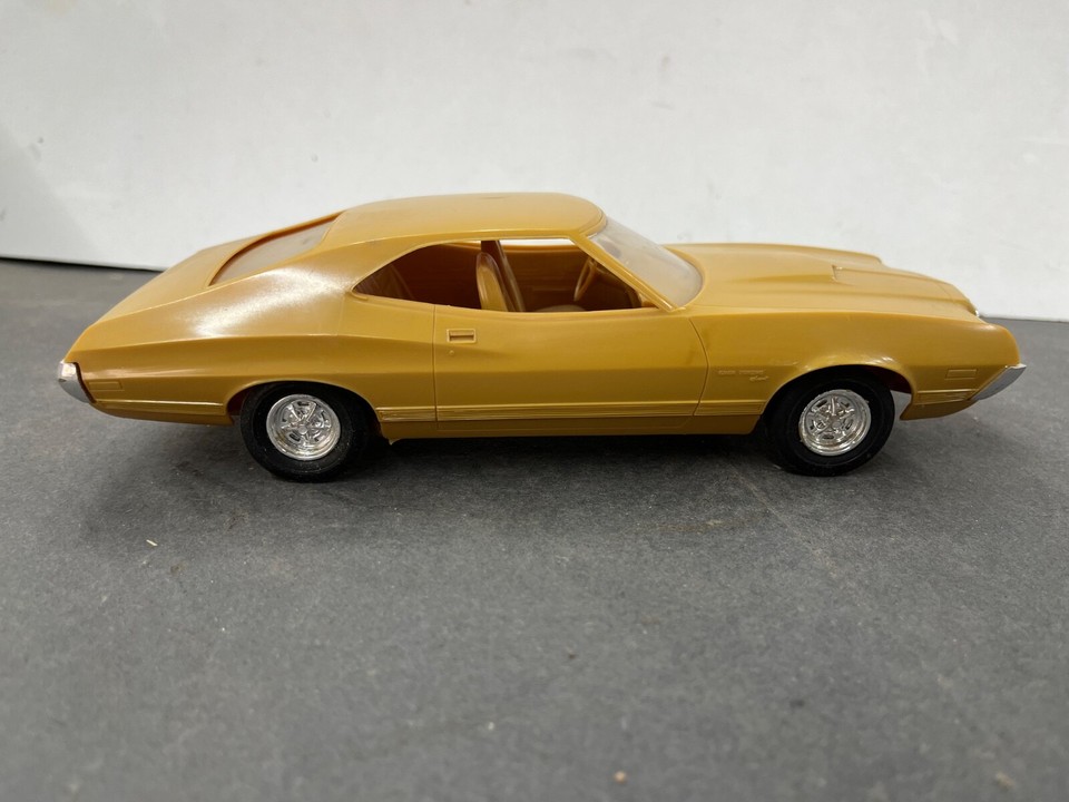C1 Johan 1972 Ford Torino vintage model Promo 1/25 McM | eBay