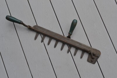 Hedge Trimmer Cyclone Shears Chandler Green Wood Hdls Garden Tool ...