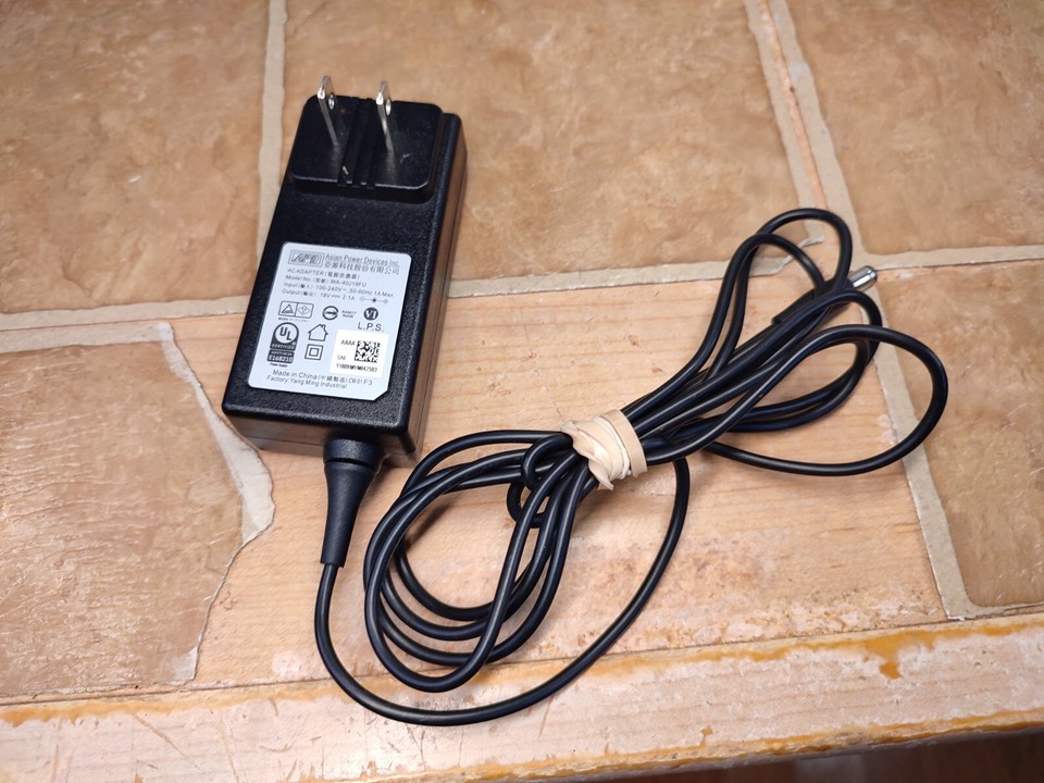 Netgear Orbi LBR20 4G LTE WiFi Router Bundle Power Adapter Clean IMEI ...