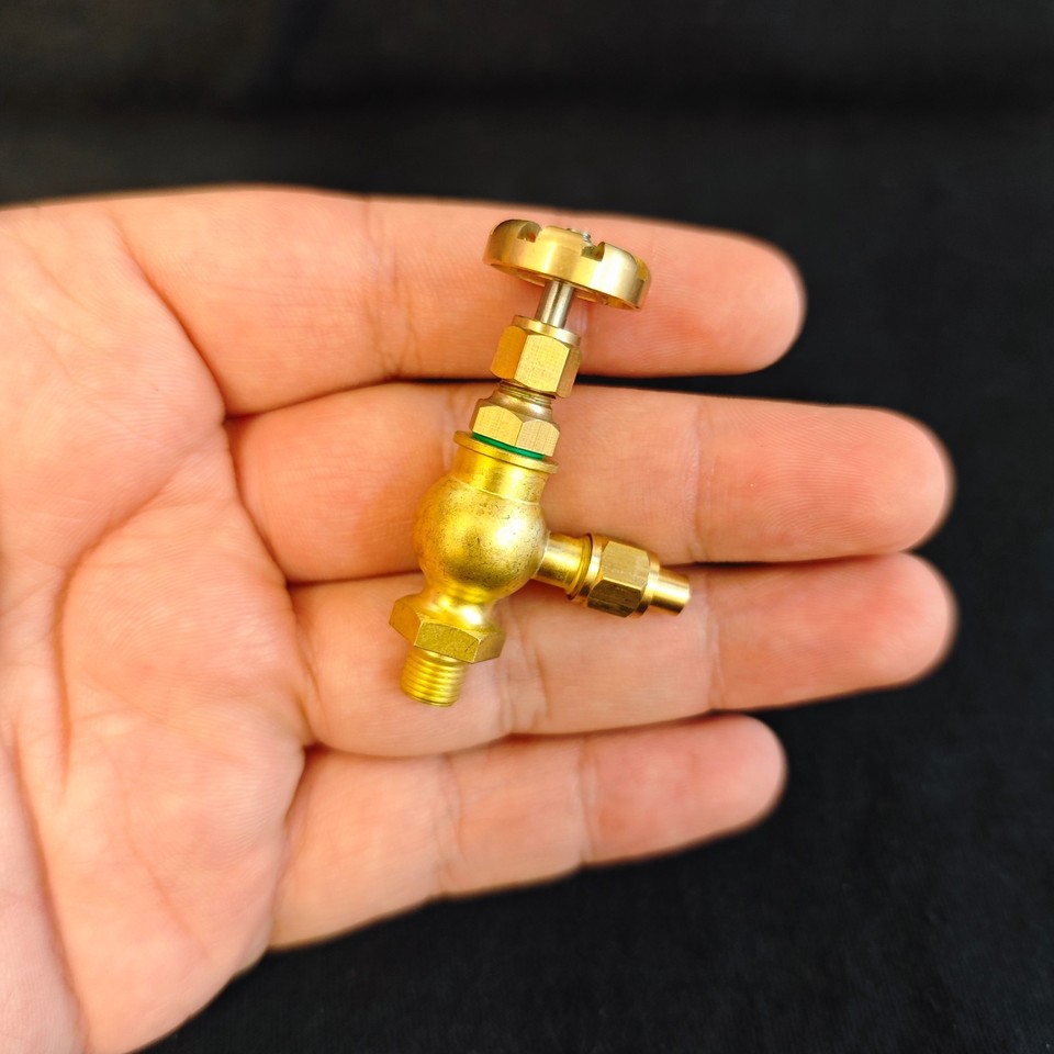 Brass 1/4 x 40 TPI 90 Degree Globe Valve for Live Steam Engine Model ...