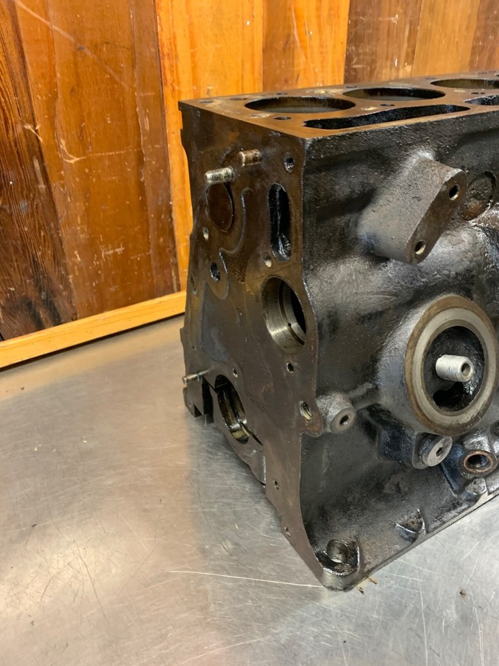 Triumph Spitfire MK2 • Original 1147 Bare Engine Block #FC51437HE. Used ...