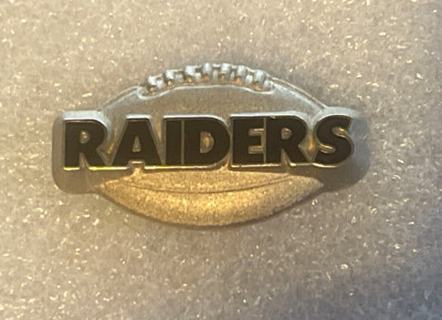 Vintage 1999 Oakland Raiders Football Pin by Peter David. #25 | eBay