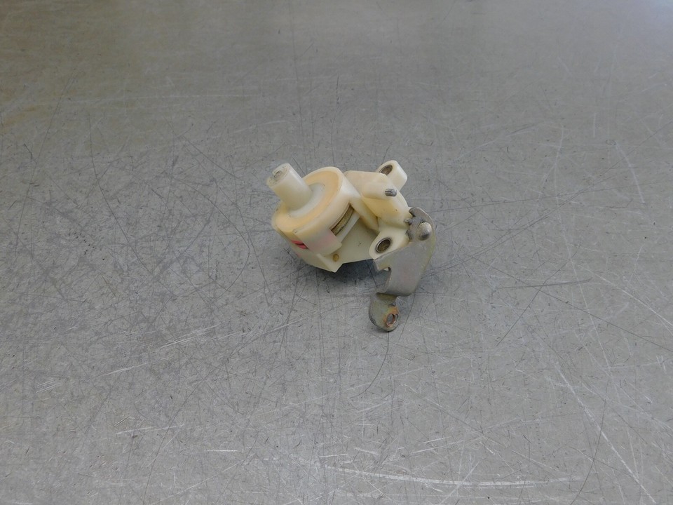 Mercedes-Benz 123 300D 300TD 300SD 300SDL Vacuum Regulating ...