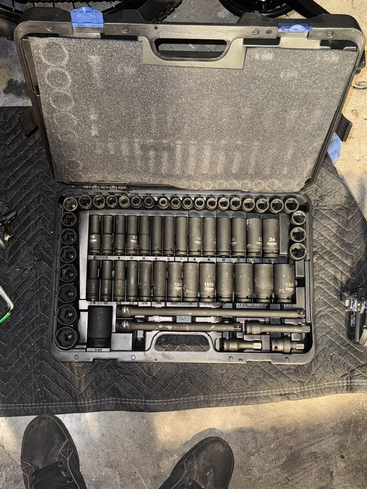 QUINN 58680 60 Piece 1/2" Drive SAE & Metric Master Impact Socket Set ...