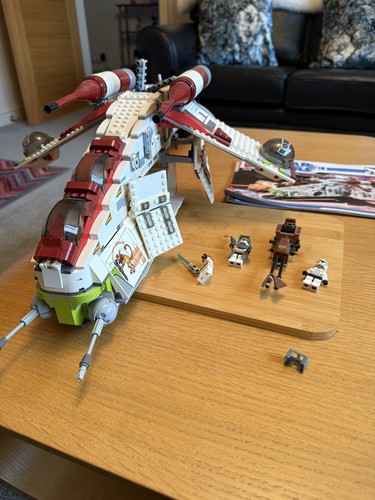 Lego Star Wars Republic Gunship 7676 Complete Except for Mini Figures ...