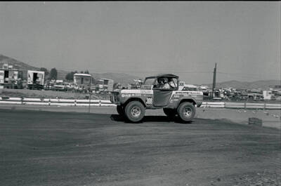 Rod Hall and Jim Fricker racing Stroppe-prepared Ford Bronco 1974 Old ...