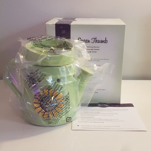 Scentsy Green Thumb Wax Warmer Full-Size Electric Sunflower Watering ...