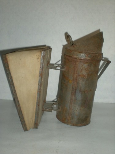 Vtg Beekeeper Smoker Bee Hive Keeping Primitive Tool Bellows Fogger | eBay