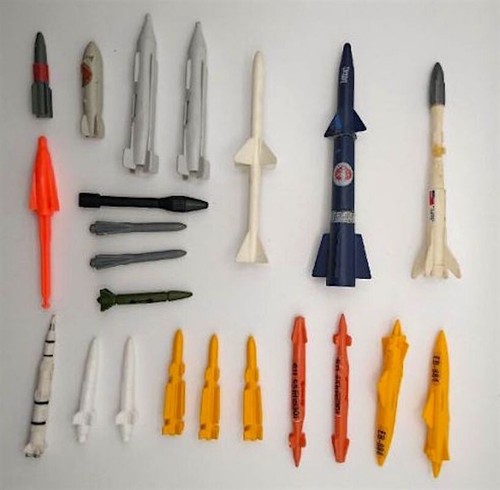 Vintage 1982-1986 GI JOE Lot of 22 Missiles Rockets Weapons Military | eBay