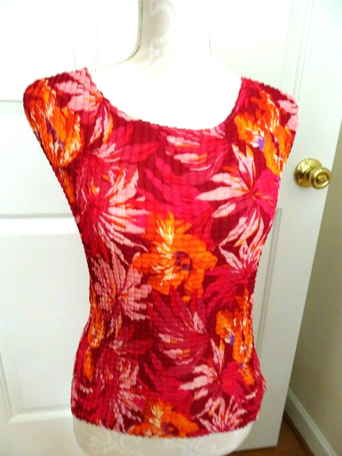 NOTATIONS CLOTHING CO. LADIES SIZE MEDIUM FLORAL TANK TOP-STRETCH-YEAR ...