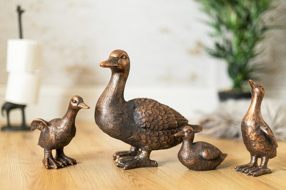 Duck Garden Ornament Family Ducklings Outdoor Decor Bronze Effect Xmas ...
