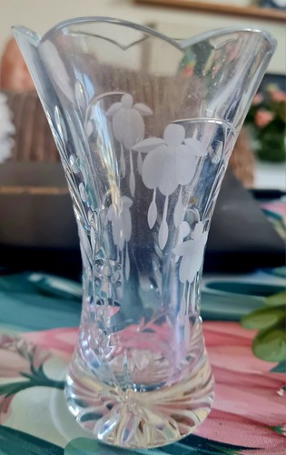 Stuart Crystal Fuchsia Cascade Etched Vase 5" tall | eBay UK