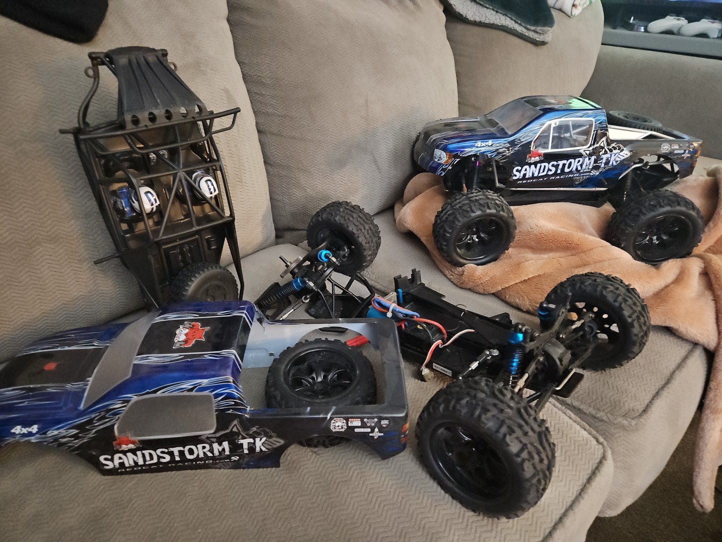 LOT Redcat Sandstorm TK-Excellent condition w/ radio. 1/10th Brushed ...