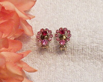 CLASSIC CLIP ON EARRINGS HANG DANGLE LOBE BEADS LOOPED PINK COSTUME ...