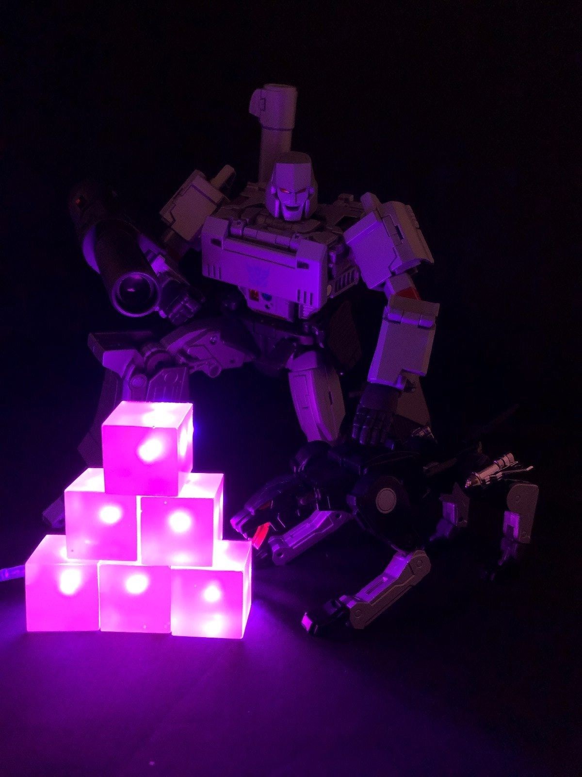 Light Up MP Scale Energon Cubes for Masterpiece and G1 | eBay UK