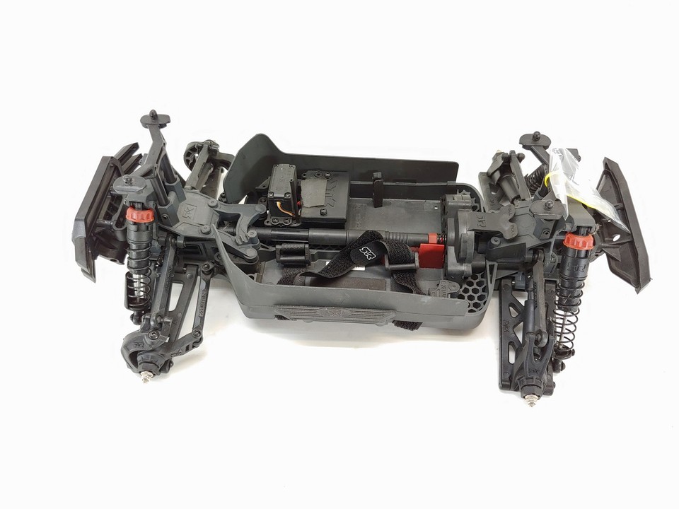 Arrma Granite 4x4 Mega 1/10 Monster Truck Roller Slider Chassis w ...