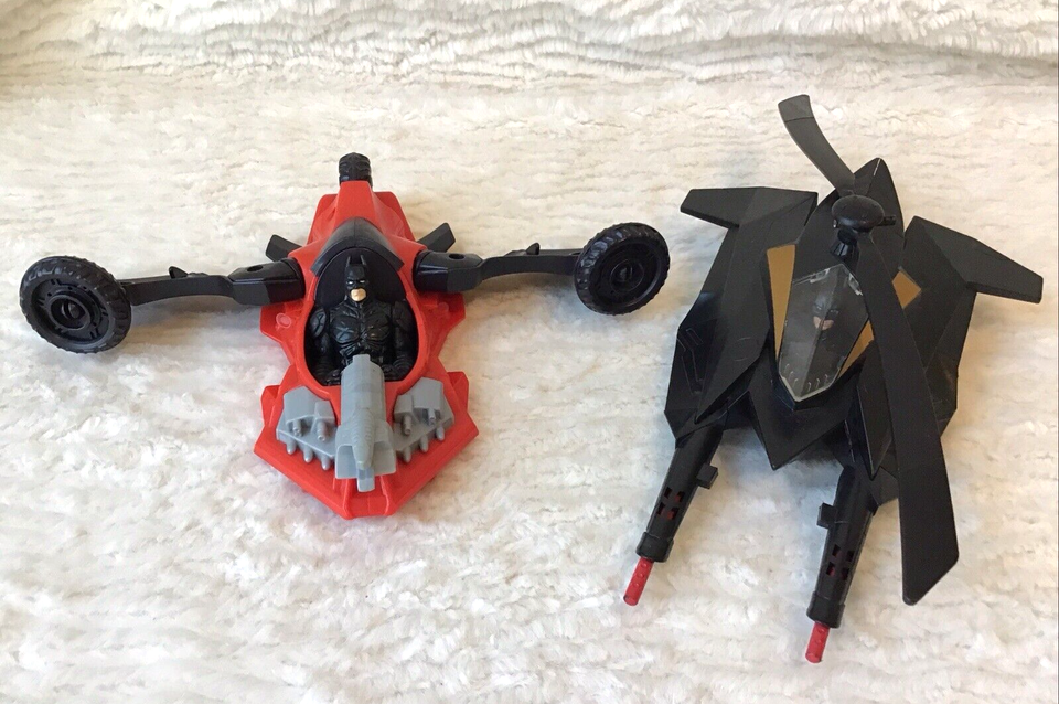 Batman Toys The Dark Knight Helicopter & Combat Bustertank DC Comics ...