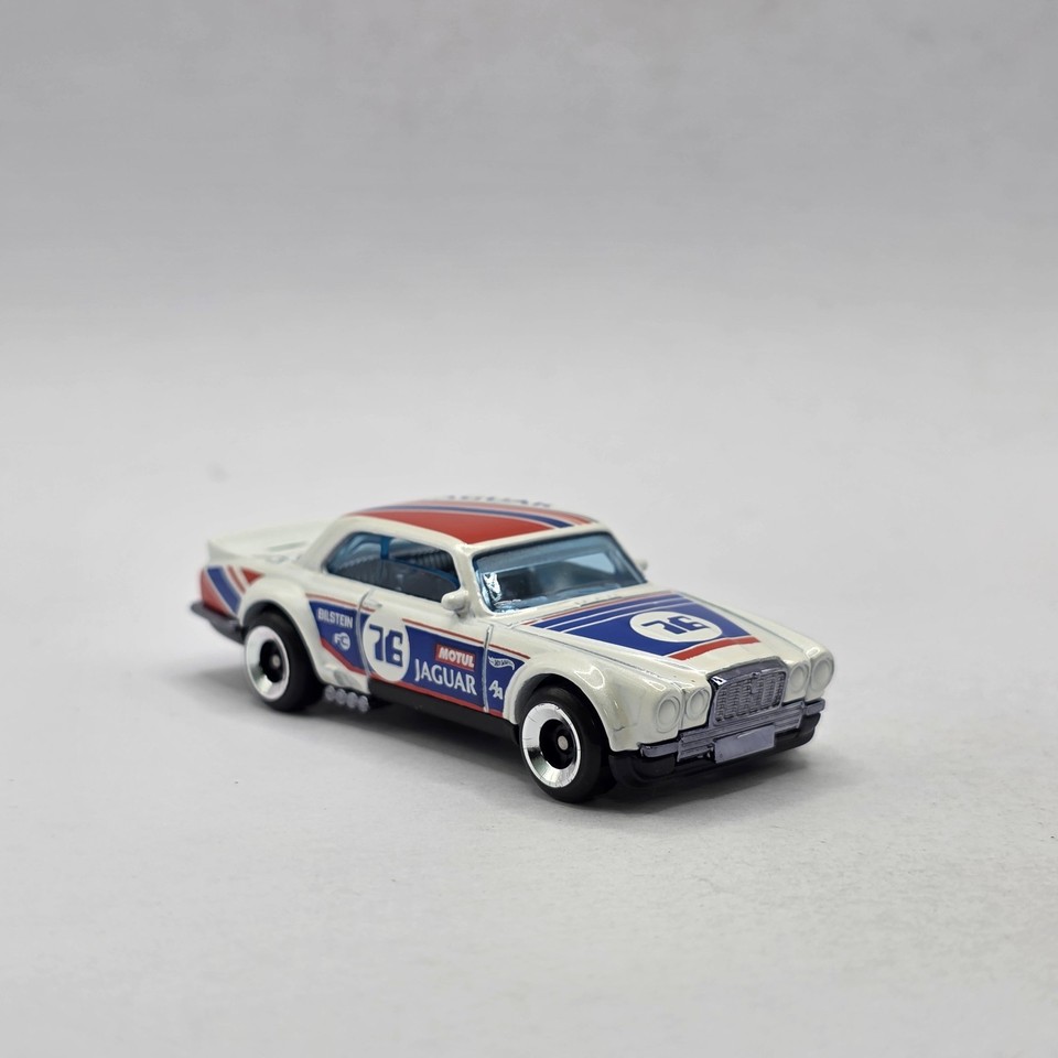 Hot Wheels 2025 White Jaguar XJC V12 Coupe 238/250 Wild Widebody -LOOSE ...
