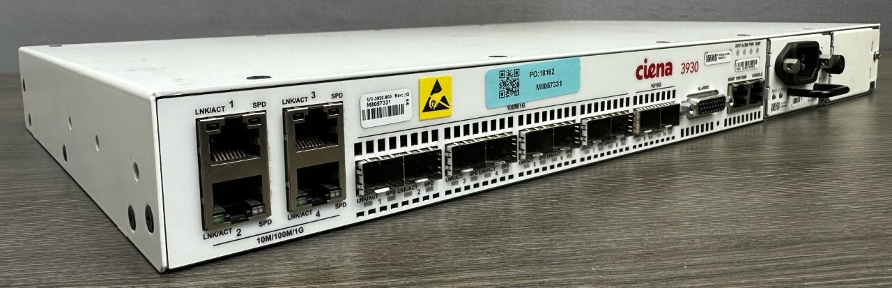 Ciena 170-3930-900 3930 4x 100/1000M SFP 4x 10/100/1000 SFP/RJ-45 ...