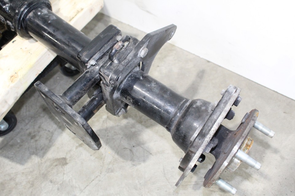 2009-2023 Harley Davidson Freewheeler Tri Glide Rear Axle End Assembly ...