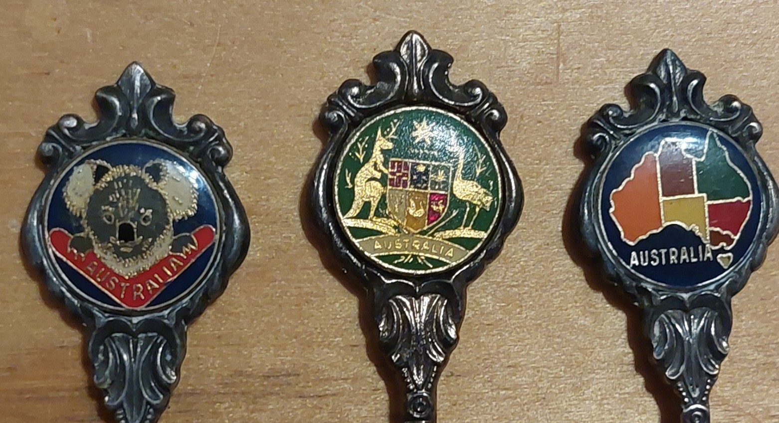 Stuart Silverplated Australia Spoons Coat Of Arms Koala Map Kangaroo ...