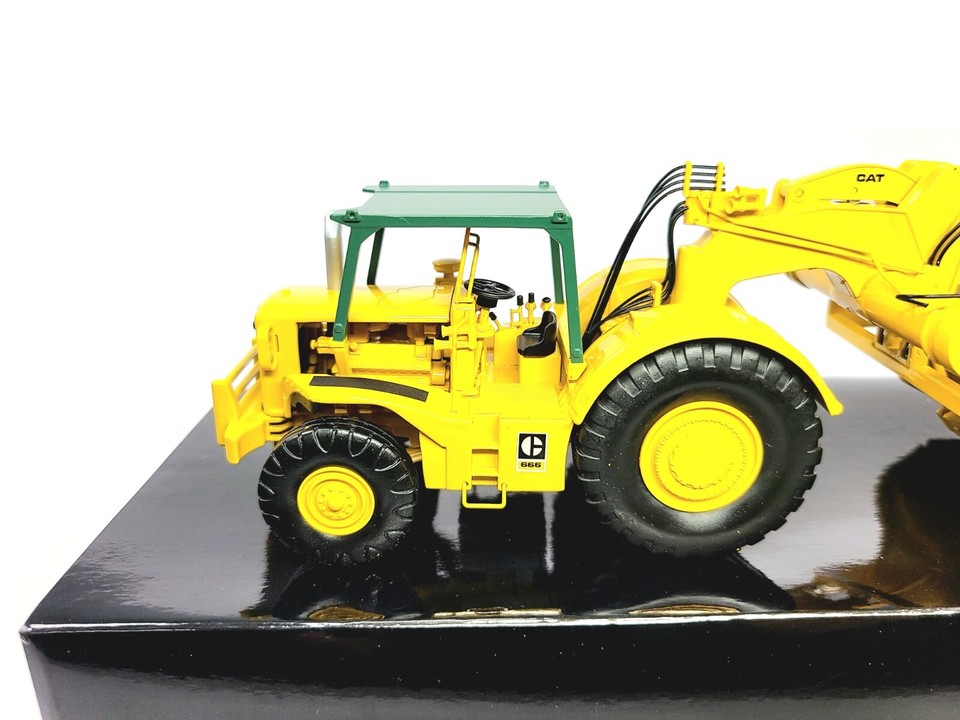 Caterpillar Cat 666 Wheel Tractor-Scraper - McCoy CCM 1:48 Scale ...